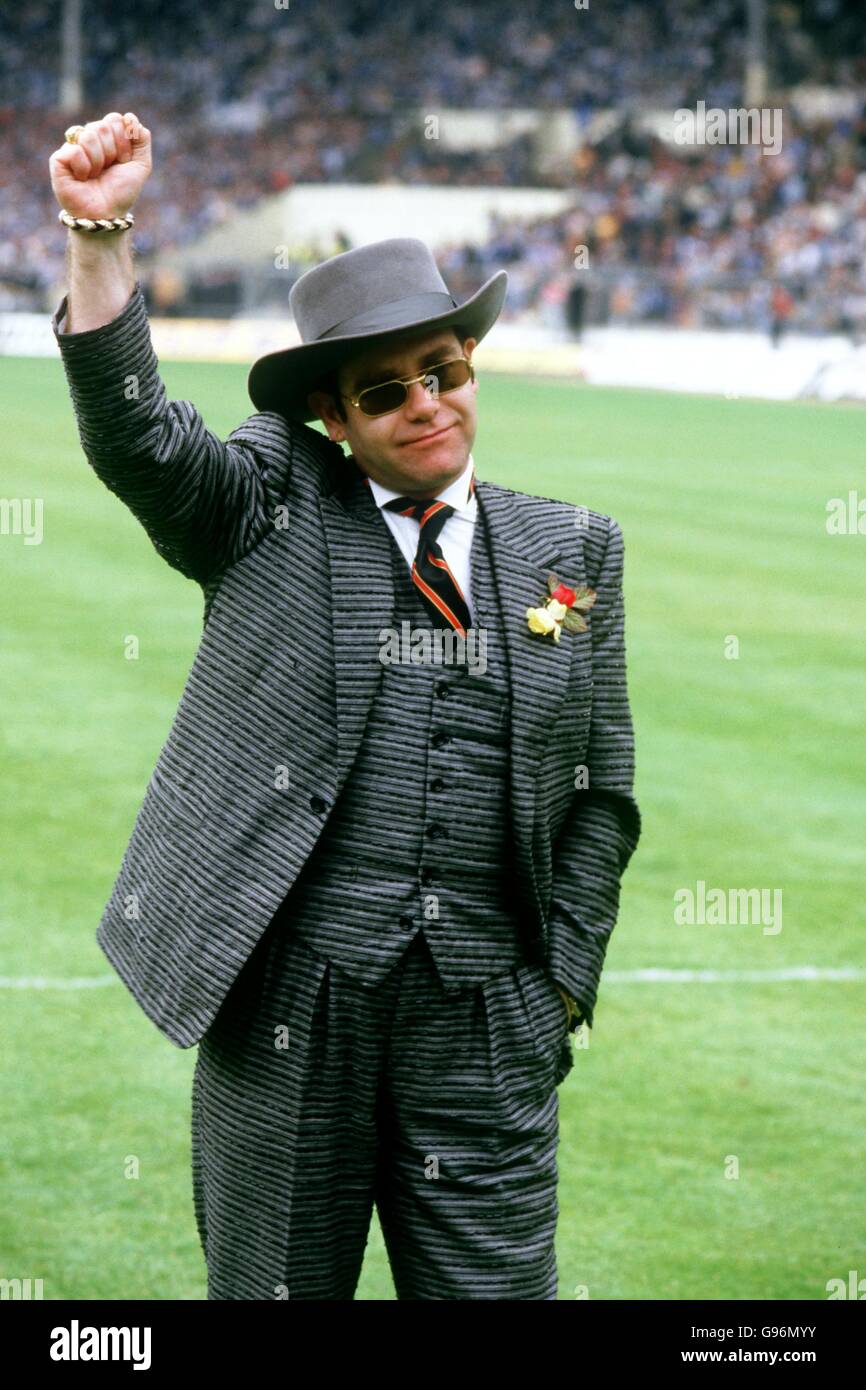Elton john watford hi-res stock photography and images - Alamy