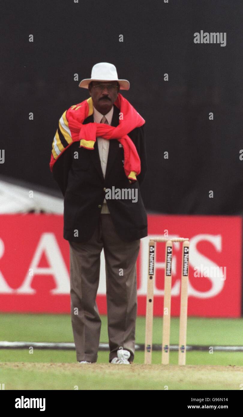 Zimbabwe v kenya hi-res stock photography and images - Alamy