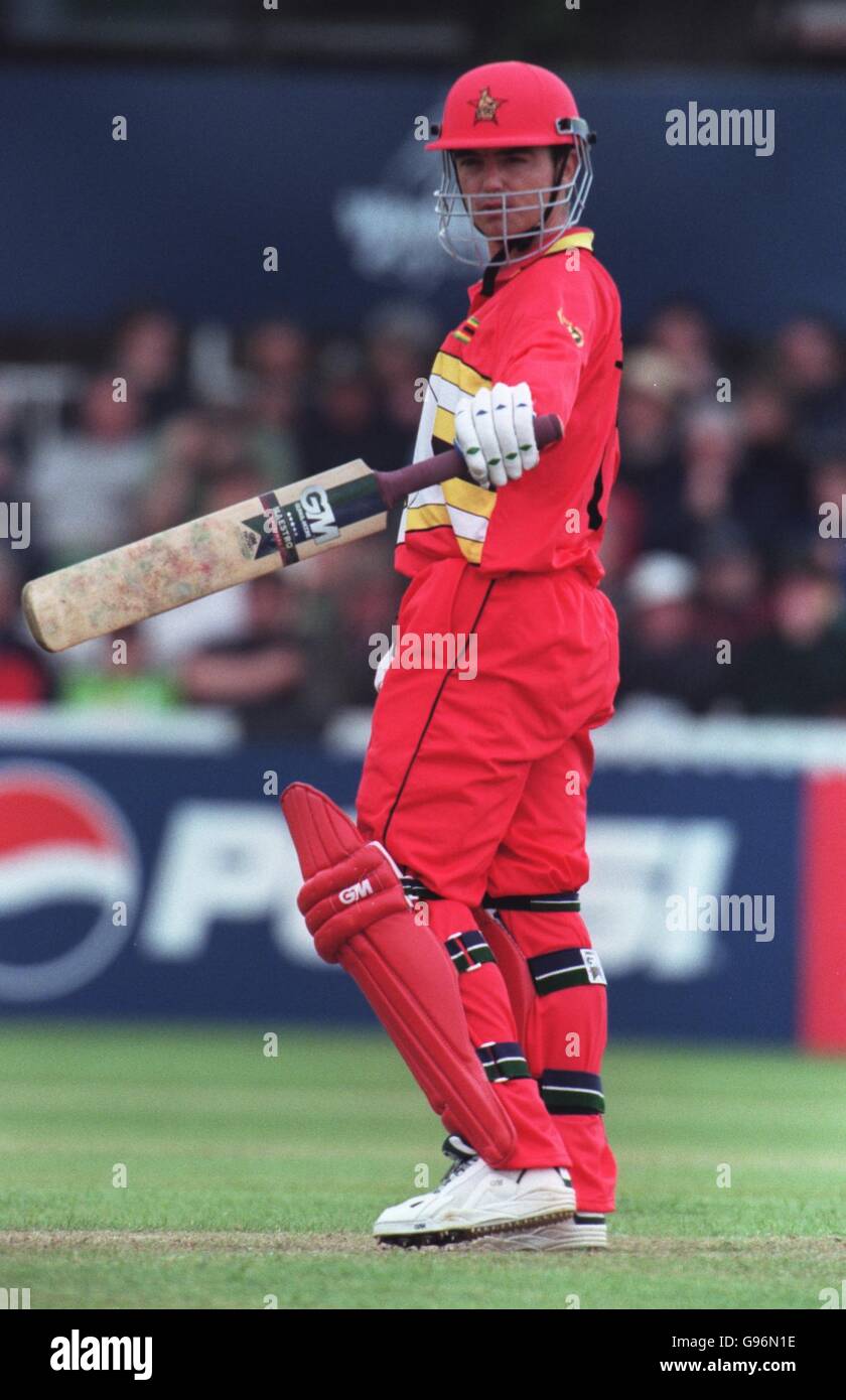 Zimbabwe v kenya paul strang hi-res stock photography and images - Alamy