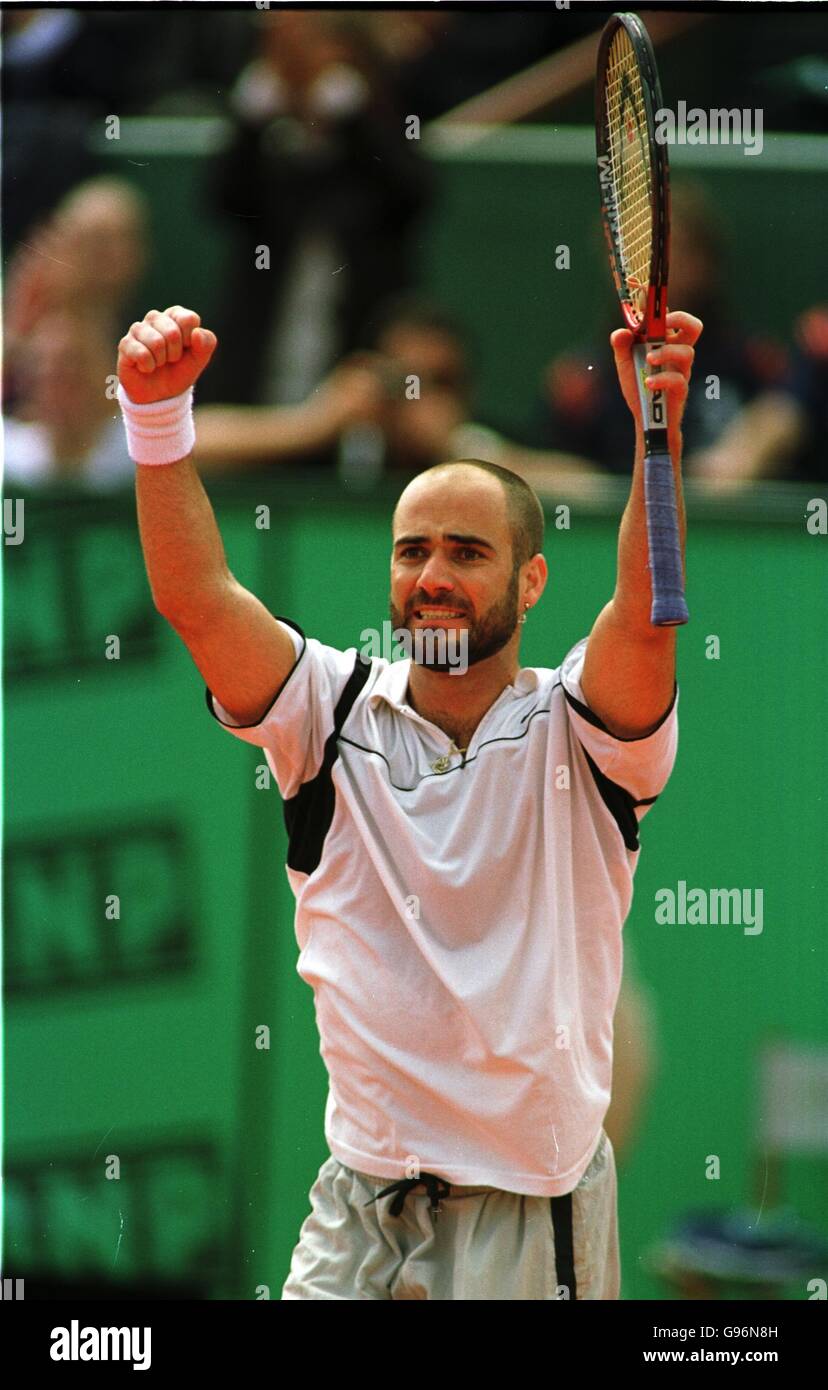 Andre agassi french open final hi-res stock photography and images - Alamy