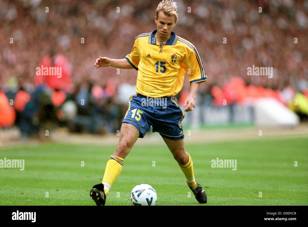 England and niclas alexandersson hi-res stock photography and images ...