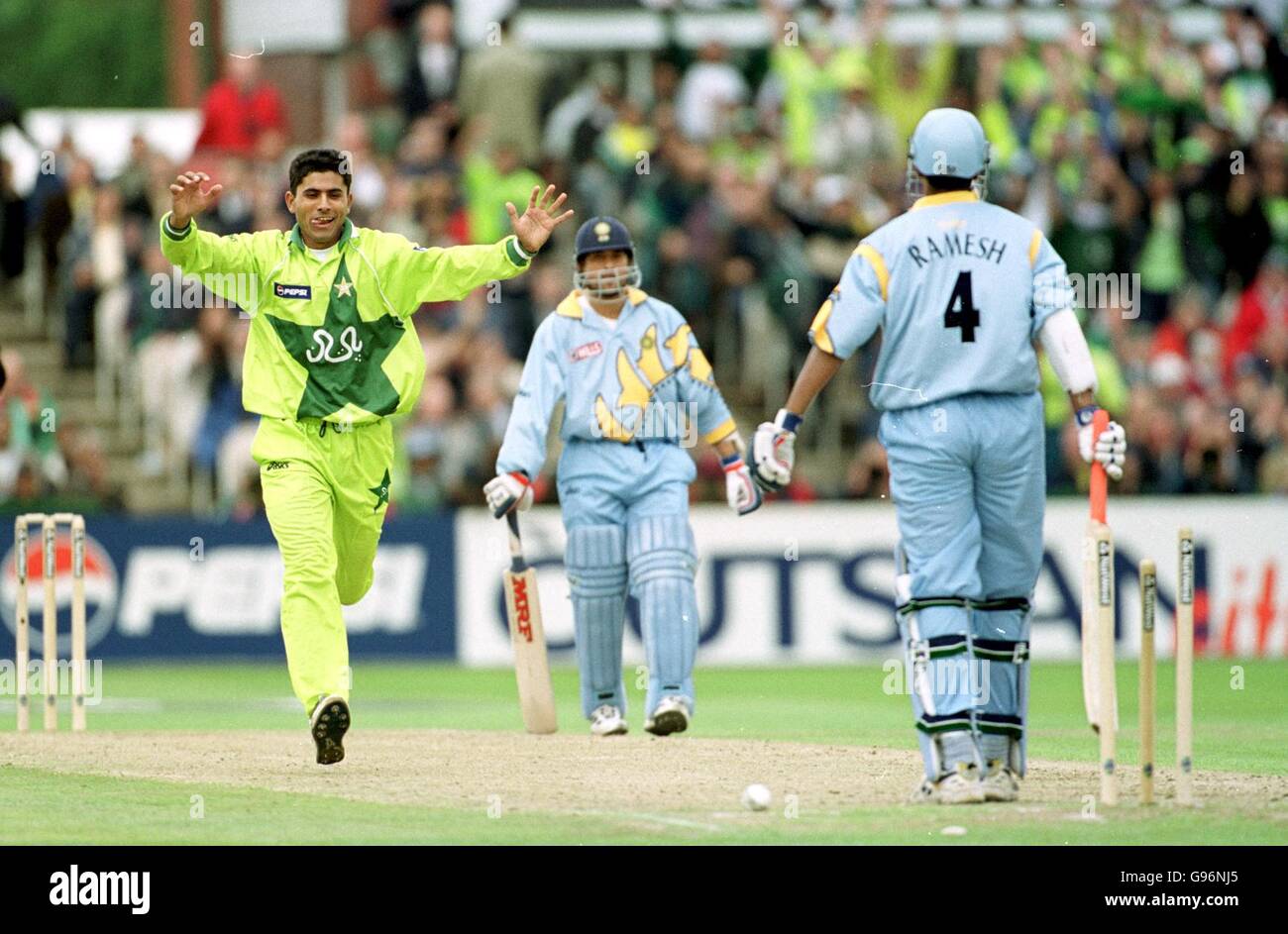 Pakistan's Abdul Razzaq celebrates bowling India's Sadagopan Ramesh ...