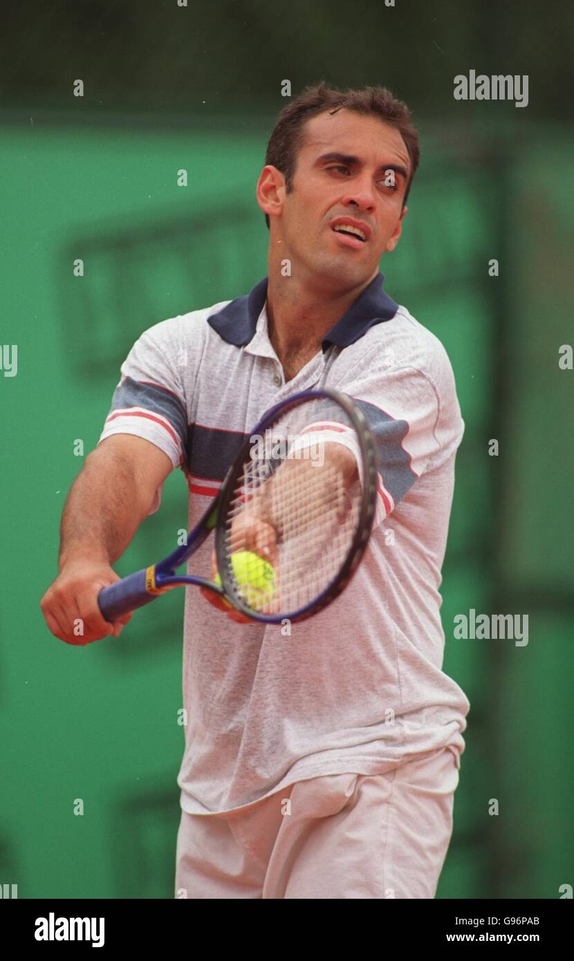 Tennis - French Open - Men's Singles - First Round - Thomas Enqvist v ...