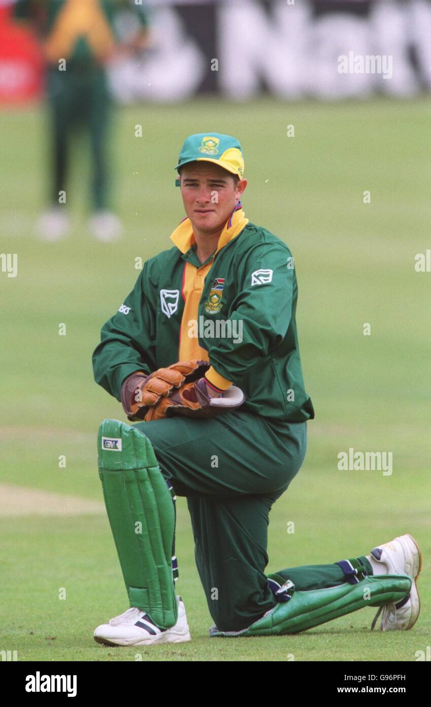 Cricket - ICC World Cup - Group A - Zimbabwe v South Africa. Mark ...