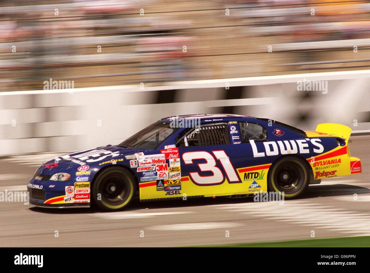 Lowes motor speedway hi-res stock photography and images - Alamy