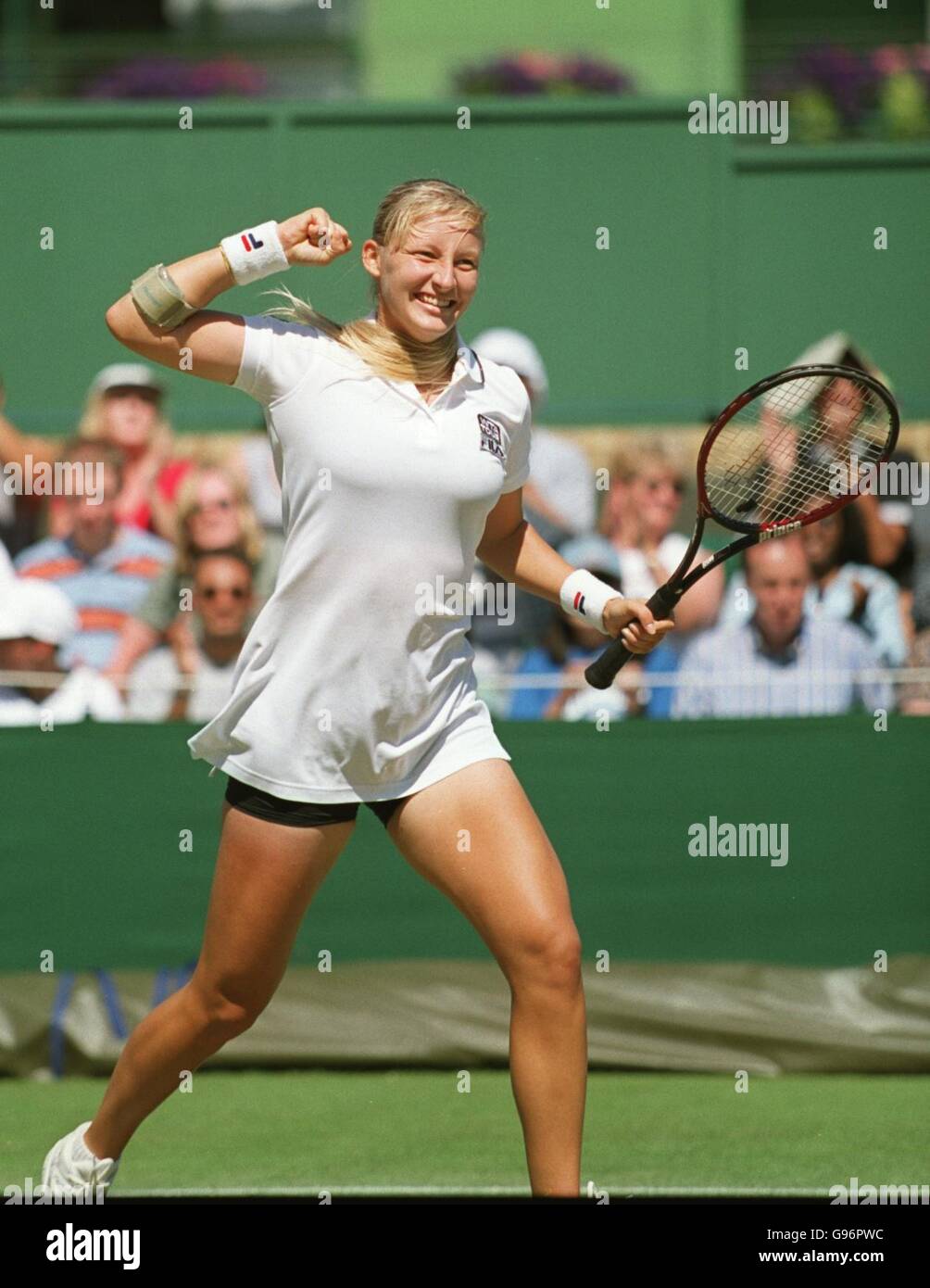 Wimbledon womens singles mirjana lucic v natalie tauziat hi-res stock ...