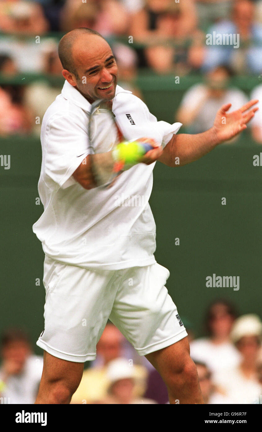 Guillermo canas v andre agassi hi-res stock photography and images - Alamy