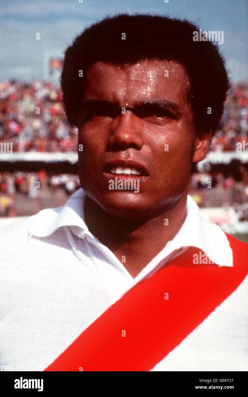 Teófilo cubillas world cup hi-res stock photography and images - Alamy