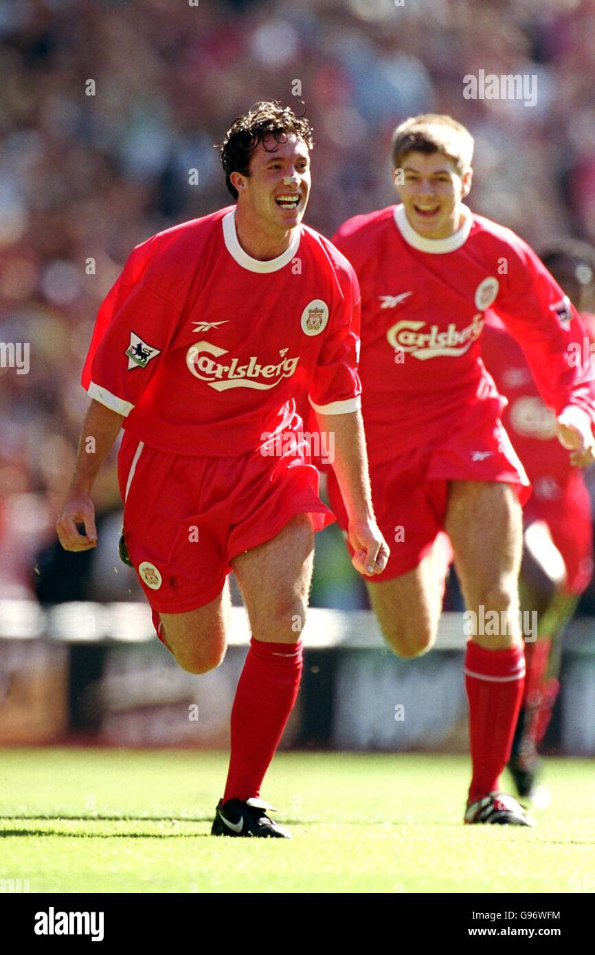 Soccer liverpool fowler goal hi-res stock photography and images - Alamy