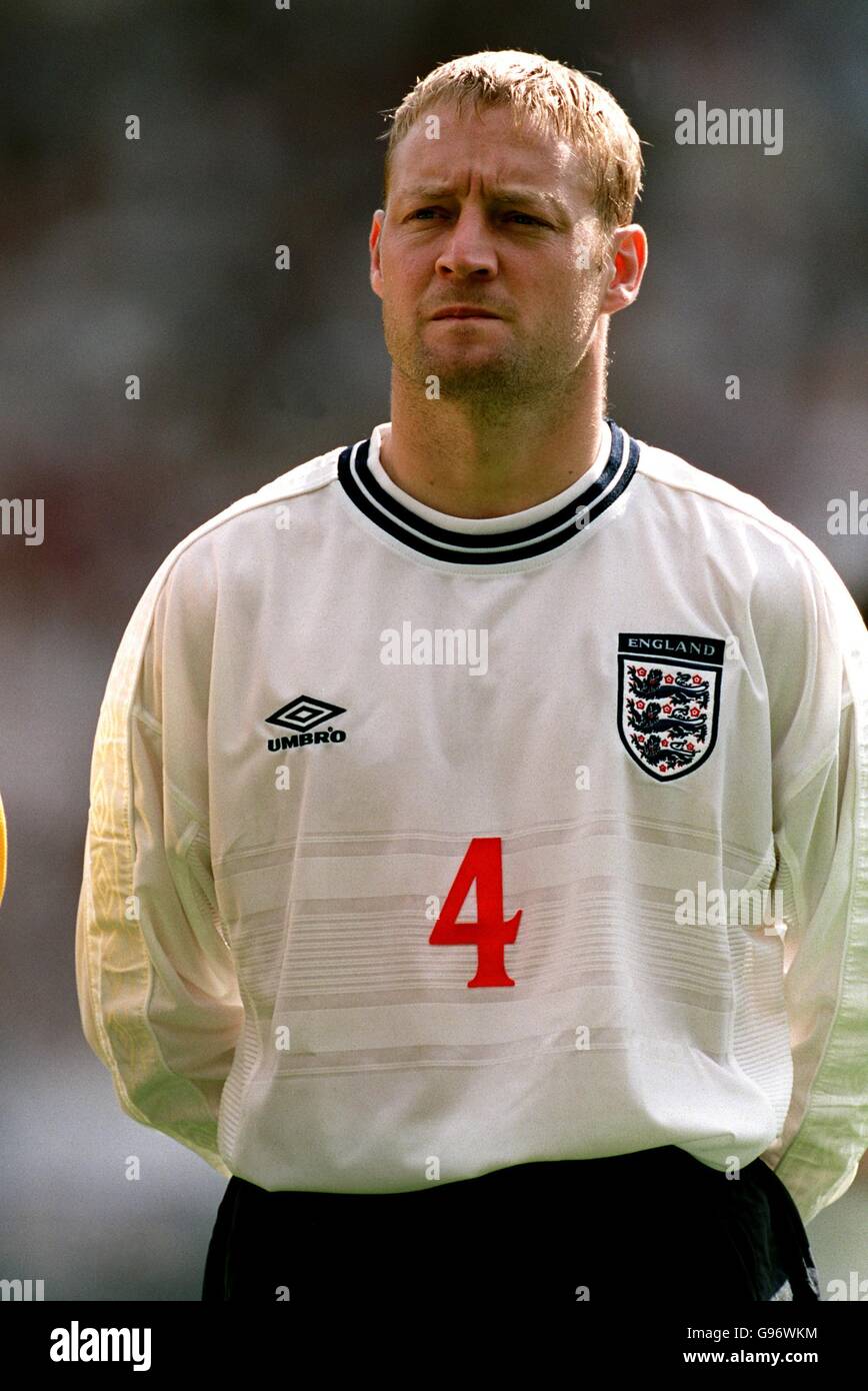 Soccer - Euro 2000 Qualifier - Group Five - England v Luxembourg. David ...
