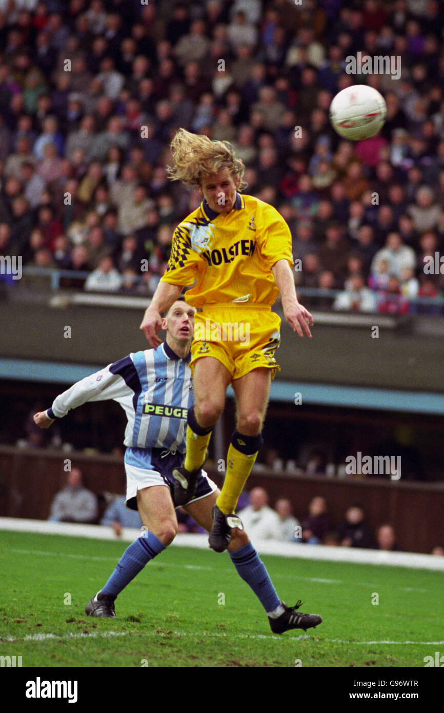 Lineker tottenham hi-res stock photography and images - Alamy