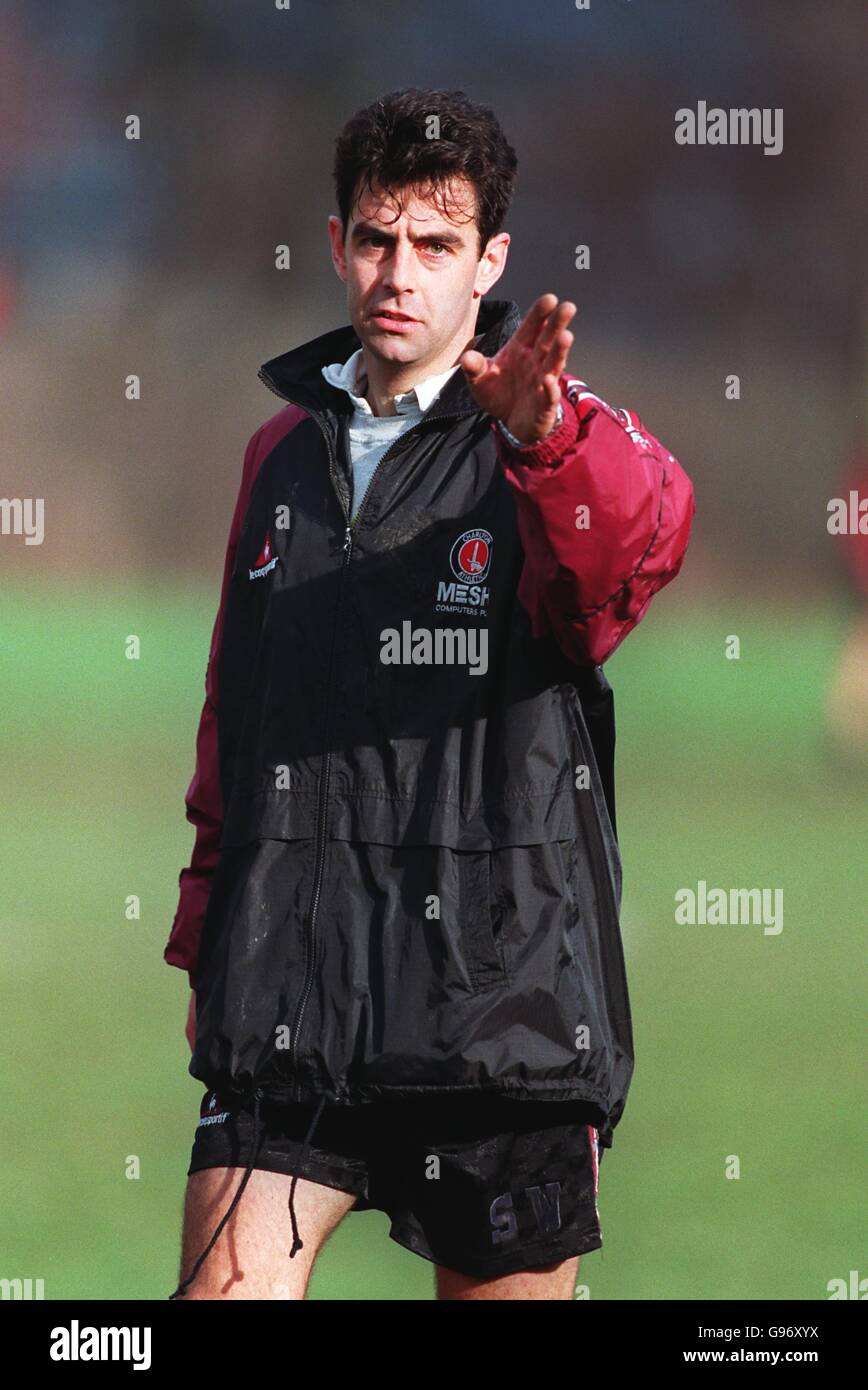 Soccer fa carling premiership charlton athletic training hi-res stock ...