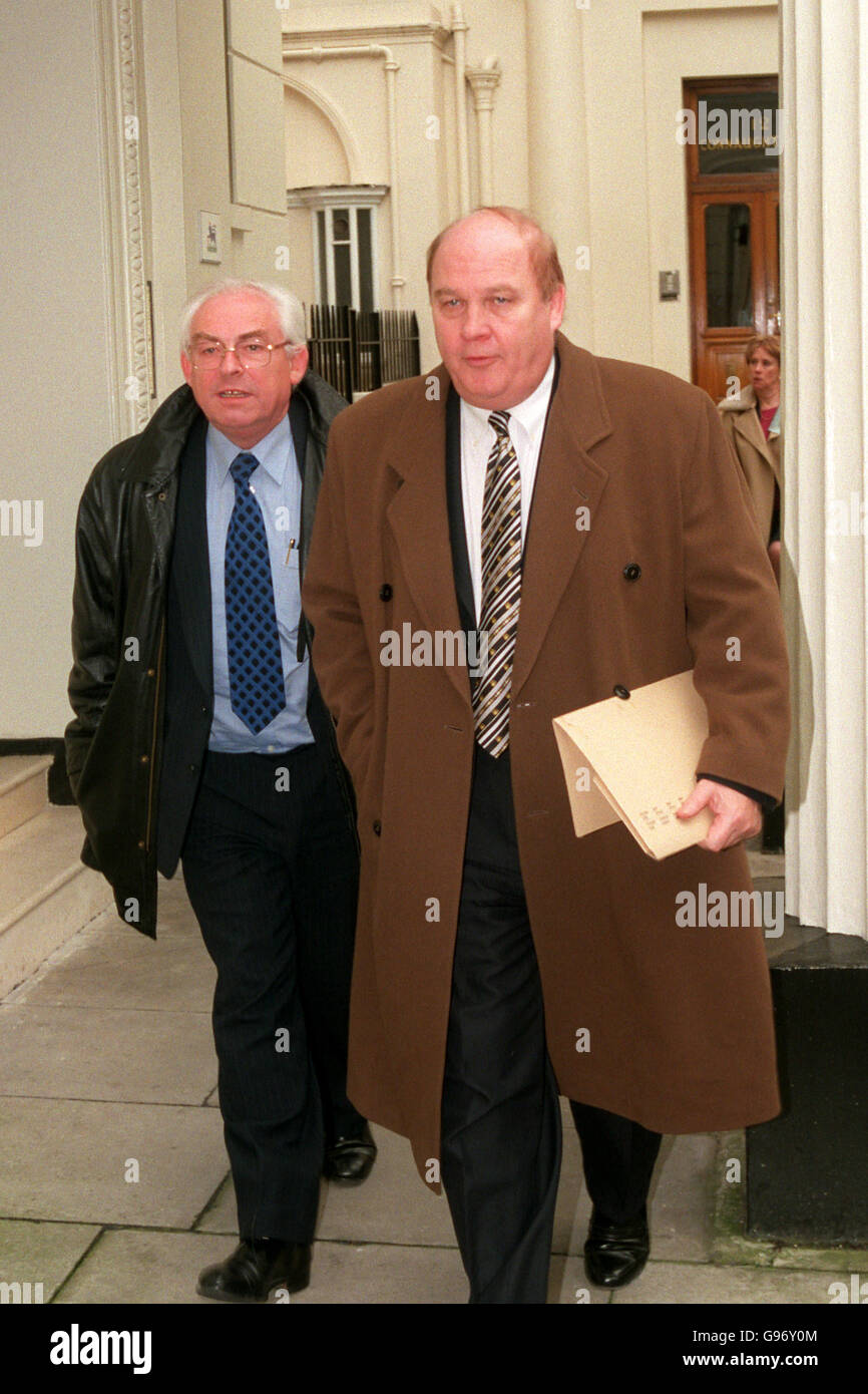 Newcastle united directors freddy shepherd hi-res stock photography and ...