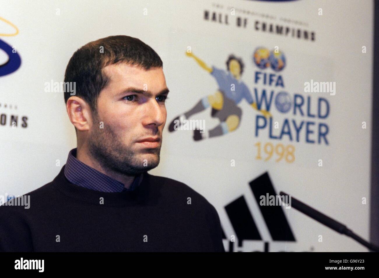Zidane 1998 Stock Photos & Zidane 1998 Stock Images - Alamy
