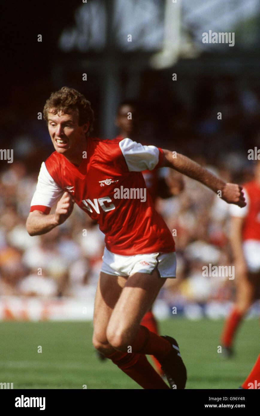 Graham rix arsenal hi-res stock photography and images - Alamy