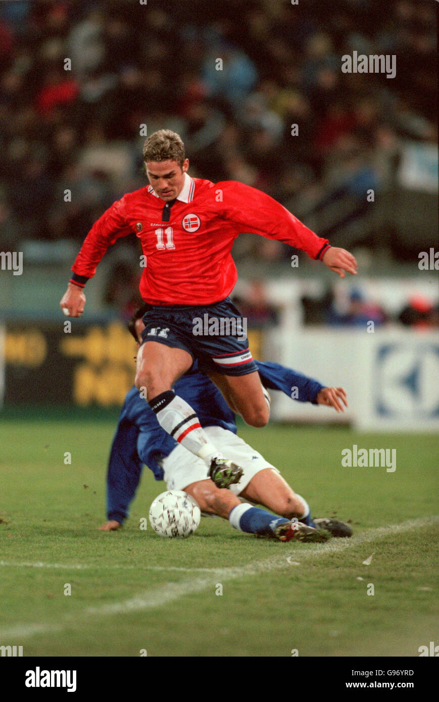 Norways havard flo rides a tackle hi-res stock photography and images ...