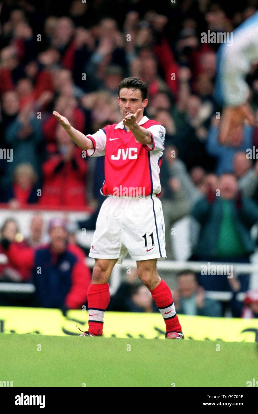 Arsenals marc overmars appreciation to kanu scoring second goal hi-res ... Arsenals marc overmars appreciation to kanu scoring second goal hi-res ...