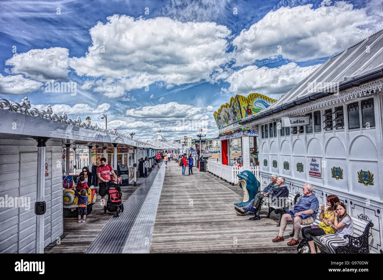 Brighton pier amusements hi-res stock photography and images - Alamy