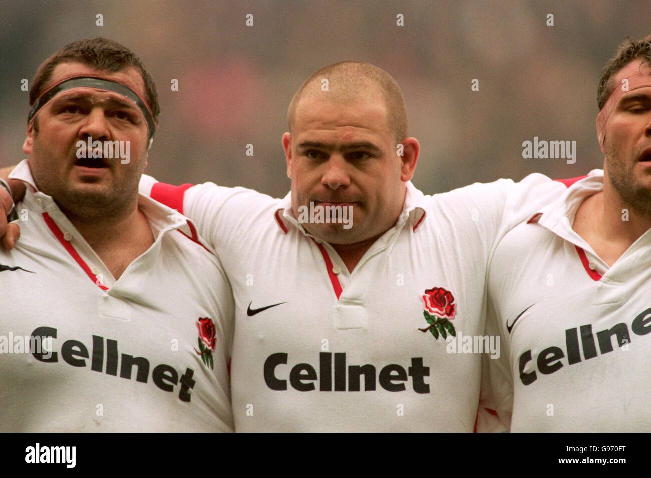 England's Darren Garforth (left) and Richard Cockerill (centre Stock ...