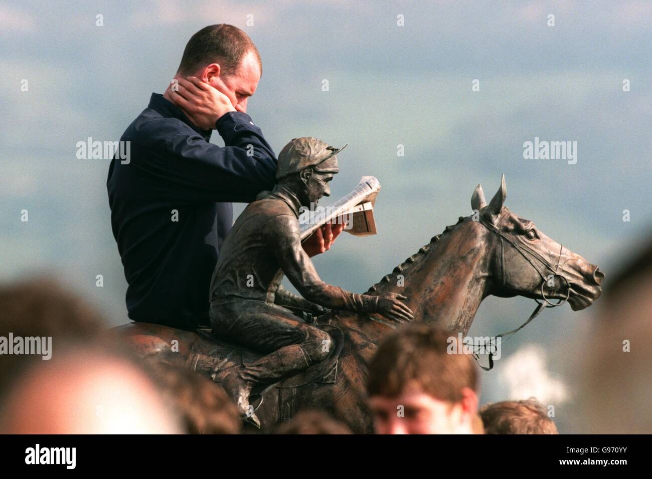 Punter on arkle statue hi-res stock photography and images - Alamy
