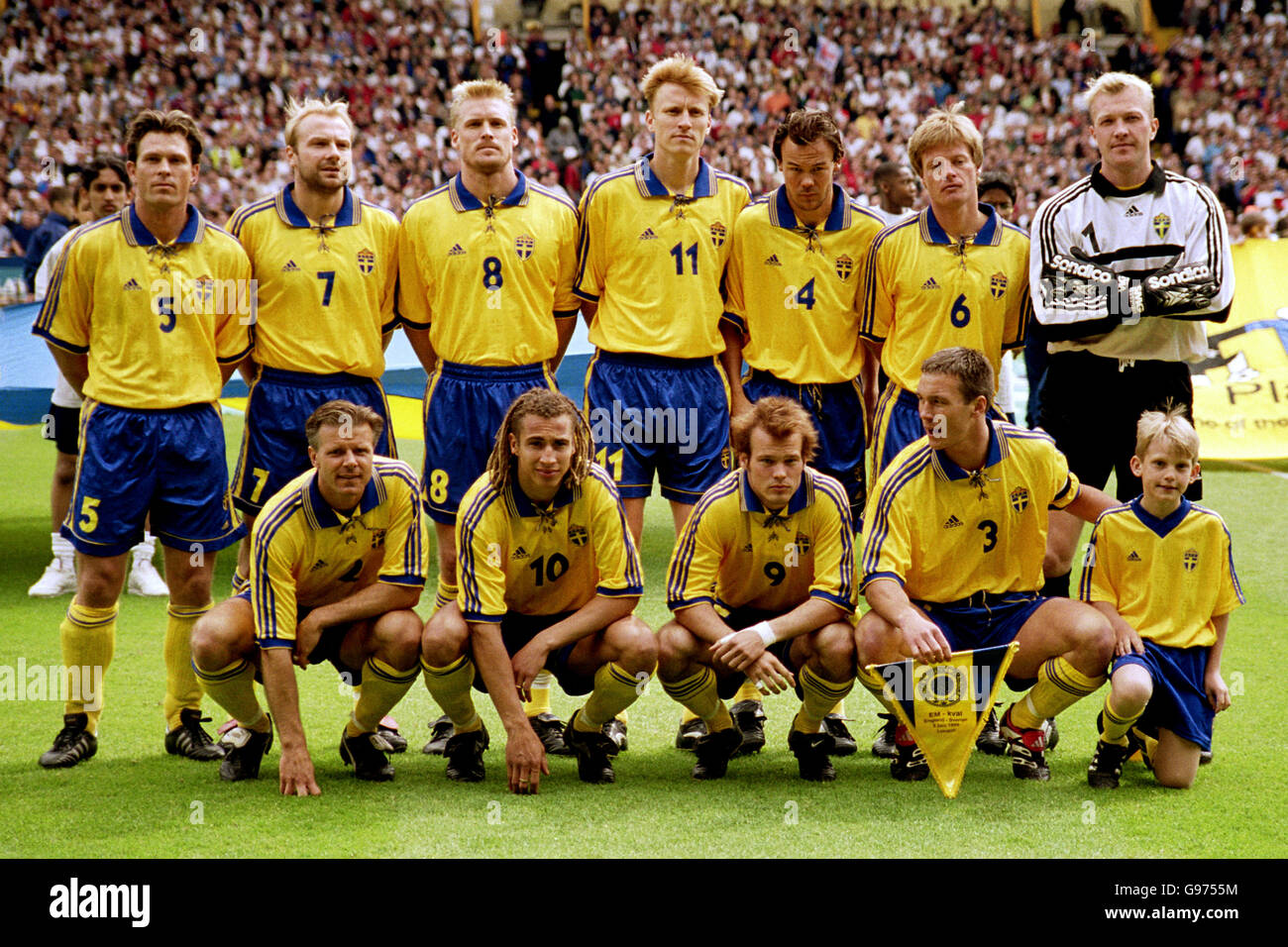 Magnus hedman l r front row hi-res stock photography and images - Alamy