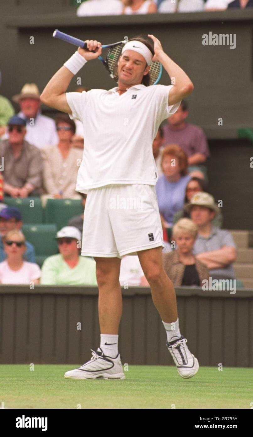 Tennis wimbledon championships mens singles round jim courier carlos ...
