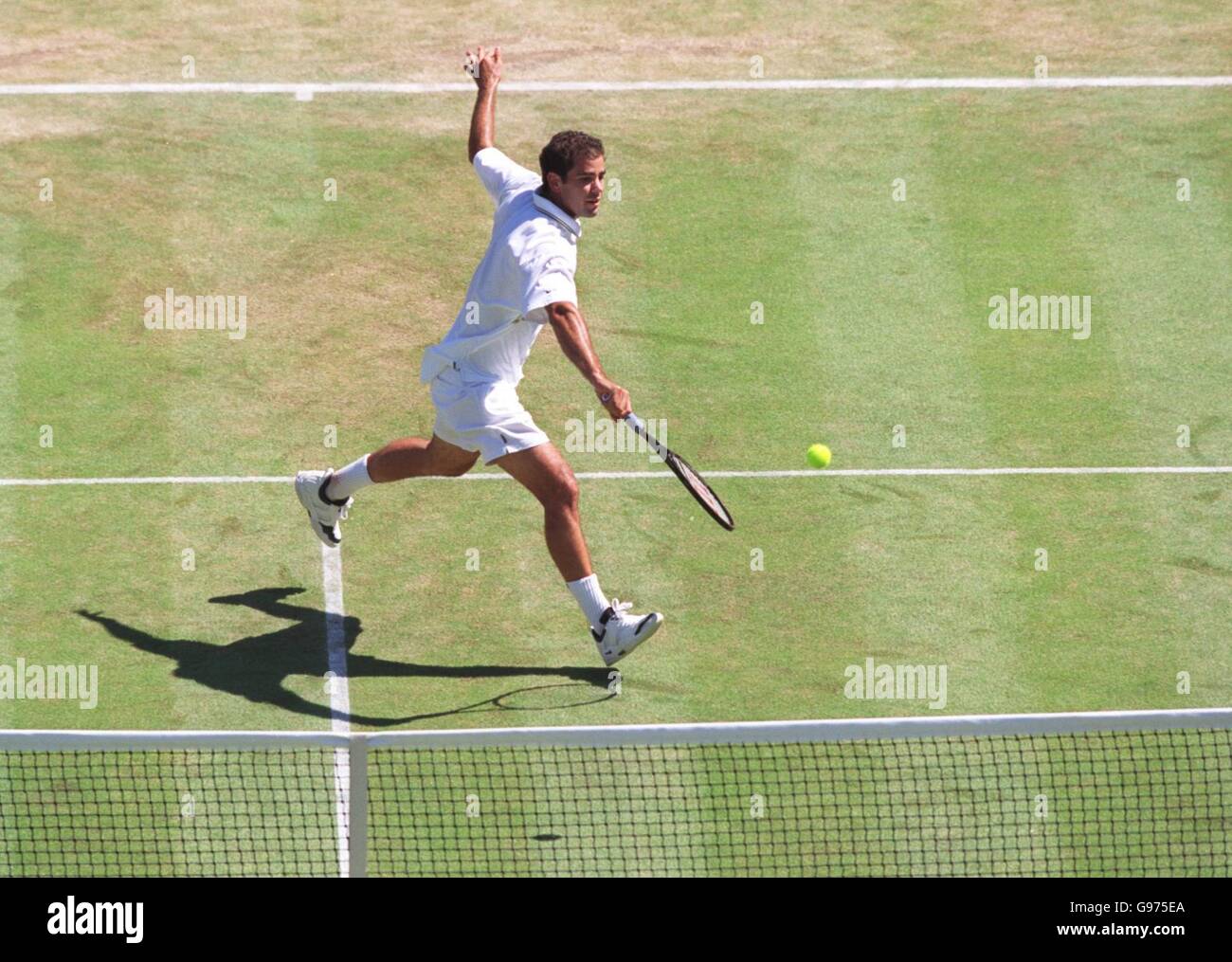 Pete sampras v danny sapsford hi-res stock photography and images - Alamy