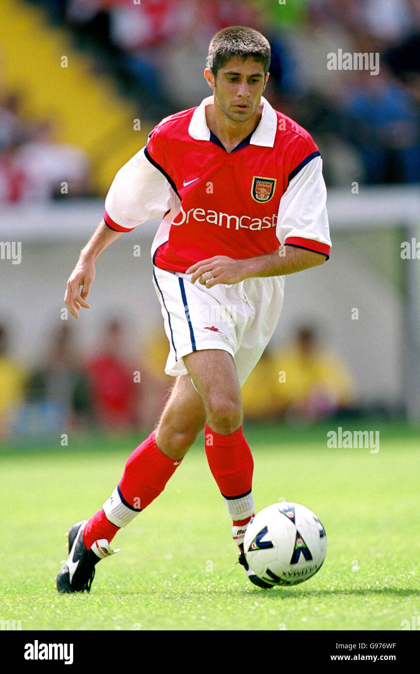 Arsenals silvinho hi-res stock photography and images - Alamy