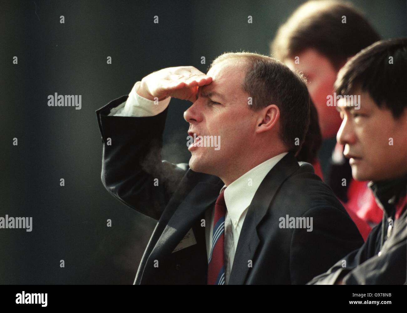 Steve coppell crystal palace hi-res stock photography and images - Alamy