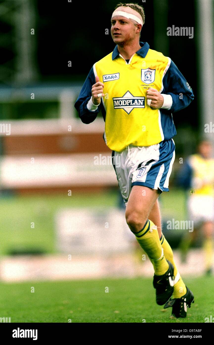Tony vaughan cardiff city hi-res stock photography and images - Alamy