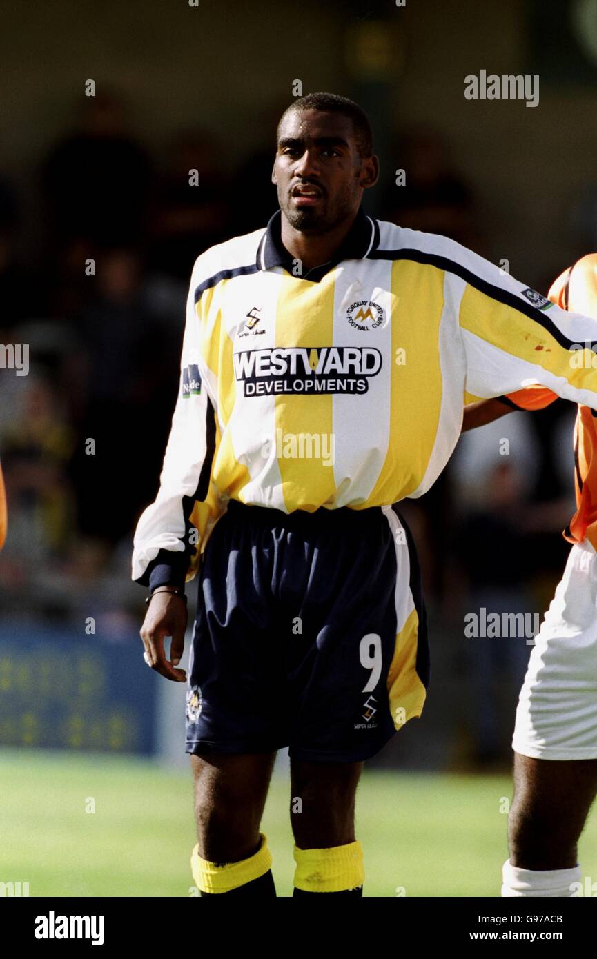 Torquay united v barnet hi-res stock photography and images - Alamy