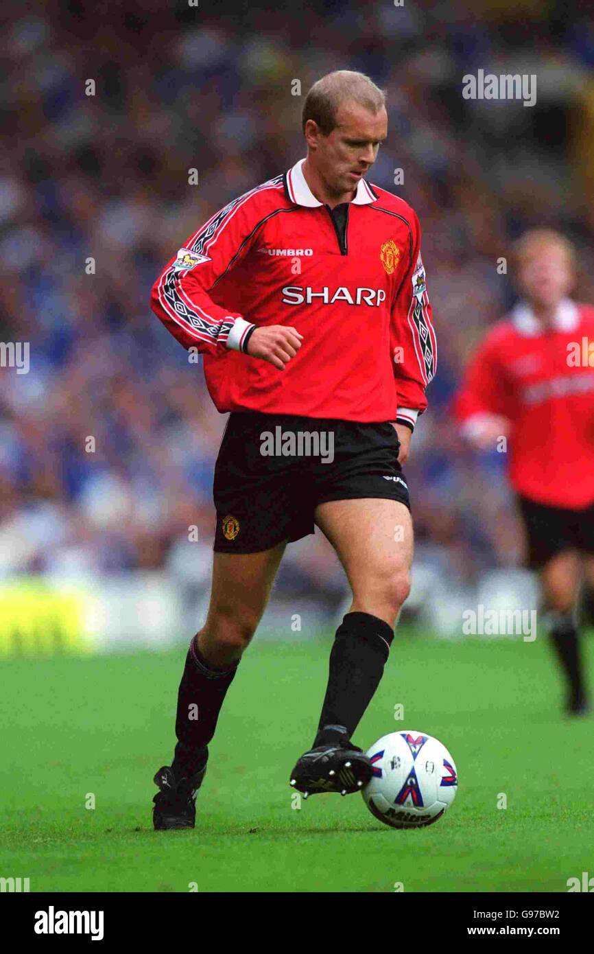 Manchester united henning berg hi-res stock photography and images - Alamy