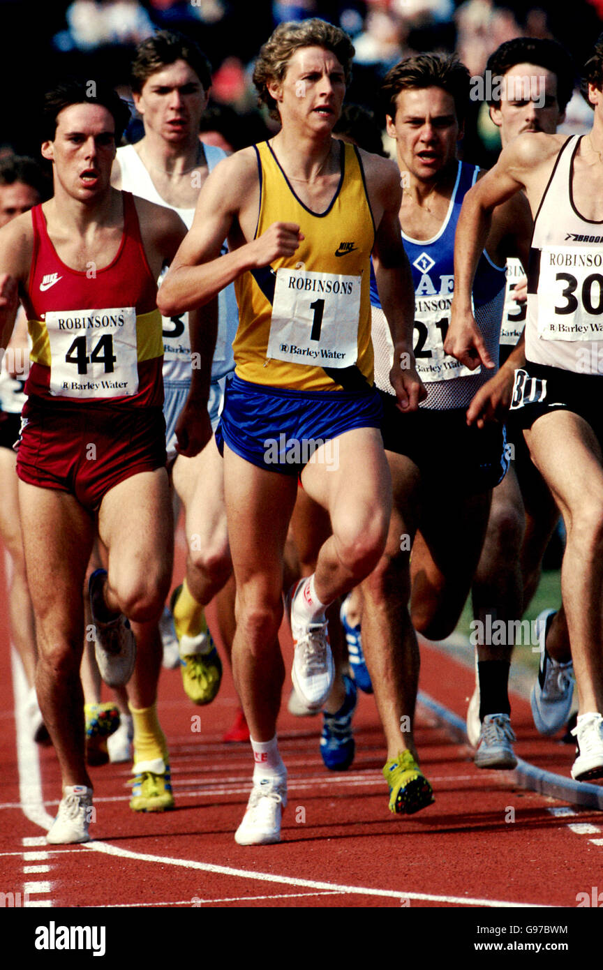 Steve cram leads the pack hi-res stock photography and images - Alamy