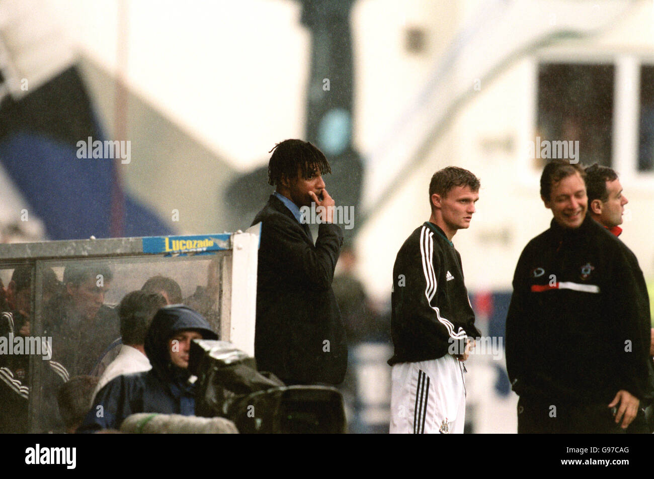 Newcastle united manager ruud gullit hi-res stock photography and ...