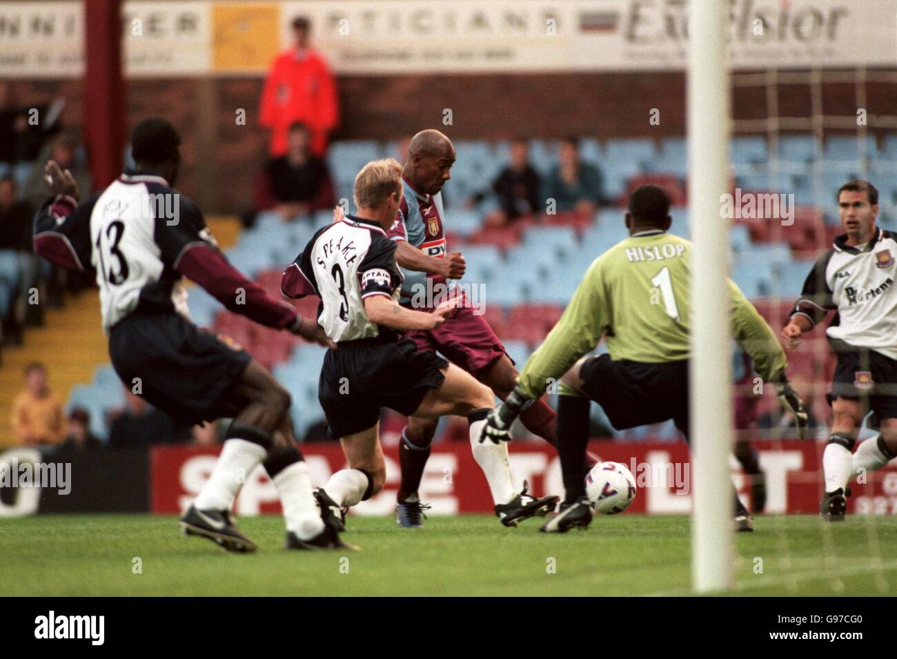 West Ham Goalkeeper Shaka Hislop High Resolution Stock Photography and ...