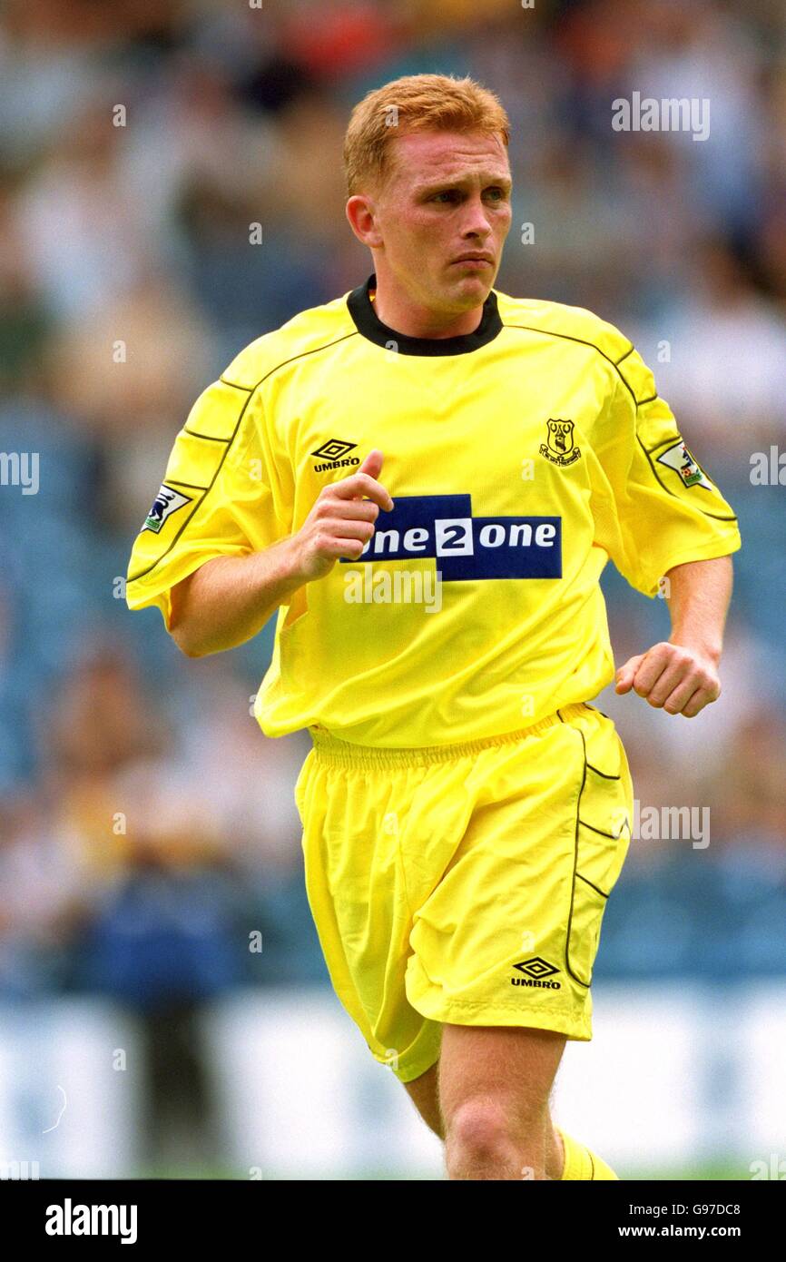 Soccer - FA Carling Premiership - Sheffield Wednesday v Everton. Mark ...