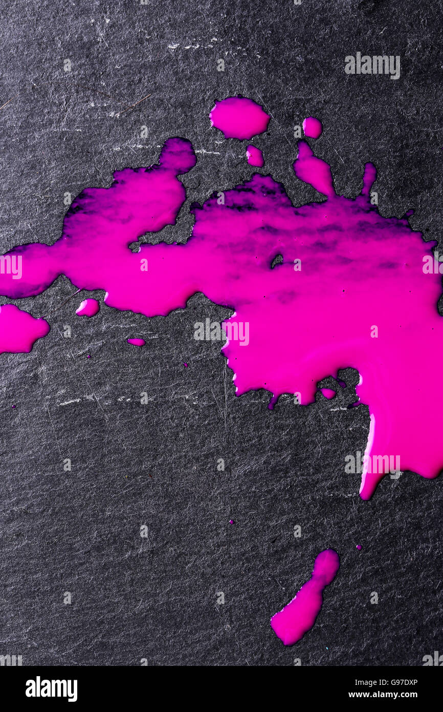 Pink paint splatter hi-res stock photography and images - Alamy