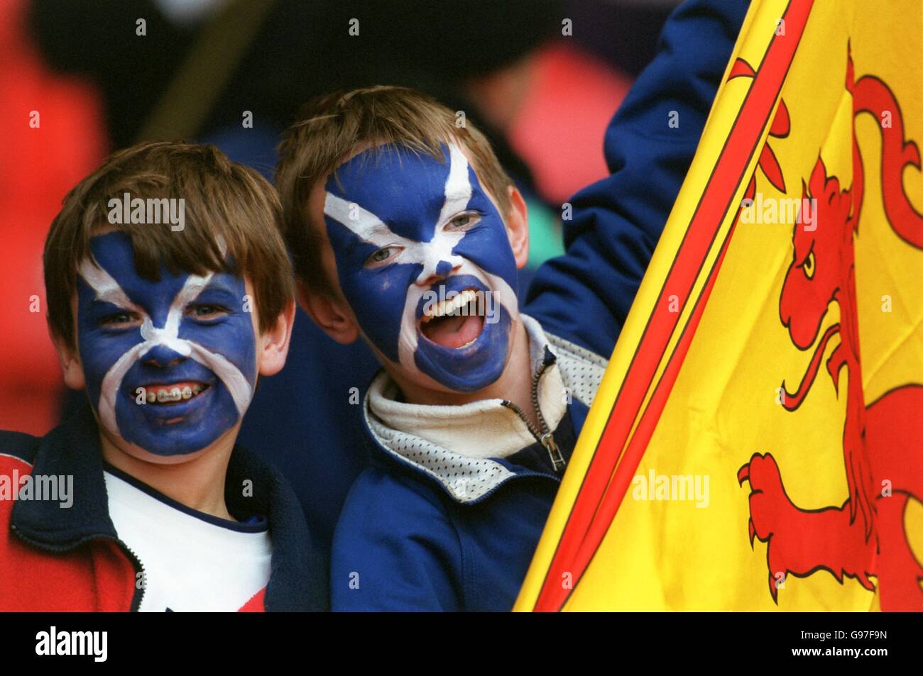Euro 2000 scotland hi-res stock photography and images - Alamy