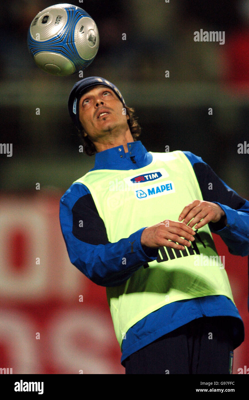 Massimo oddo italy hi-res stock photography and images - Alamy