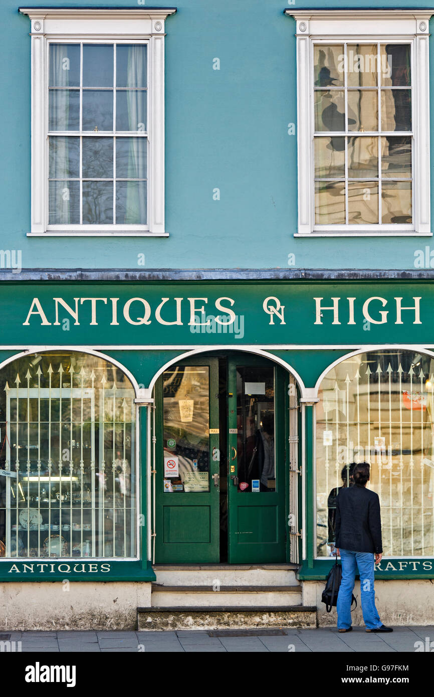 Antiques Shop Uk Stock Photos & Antiques Shop Uk Stock Images - Alamy