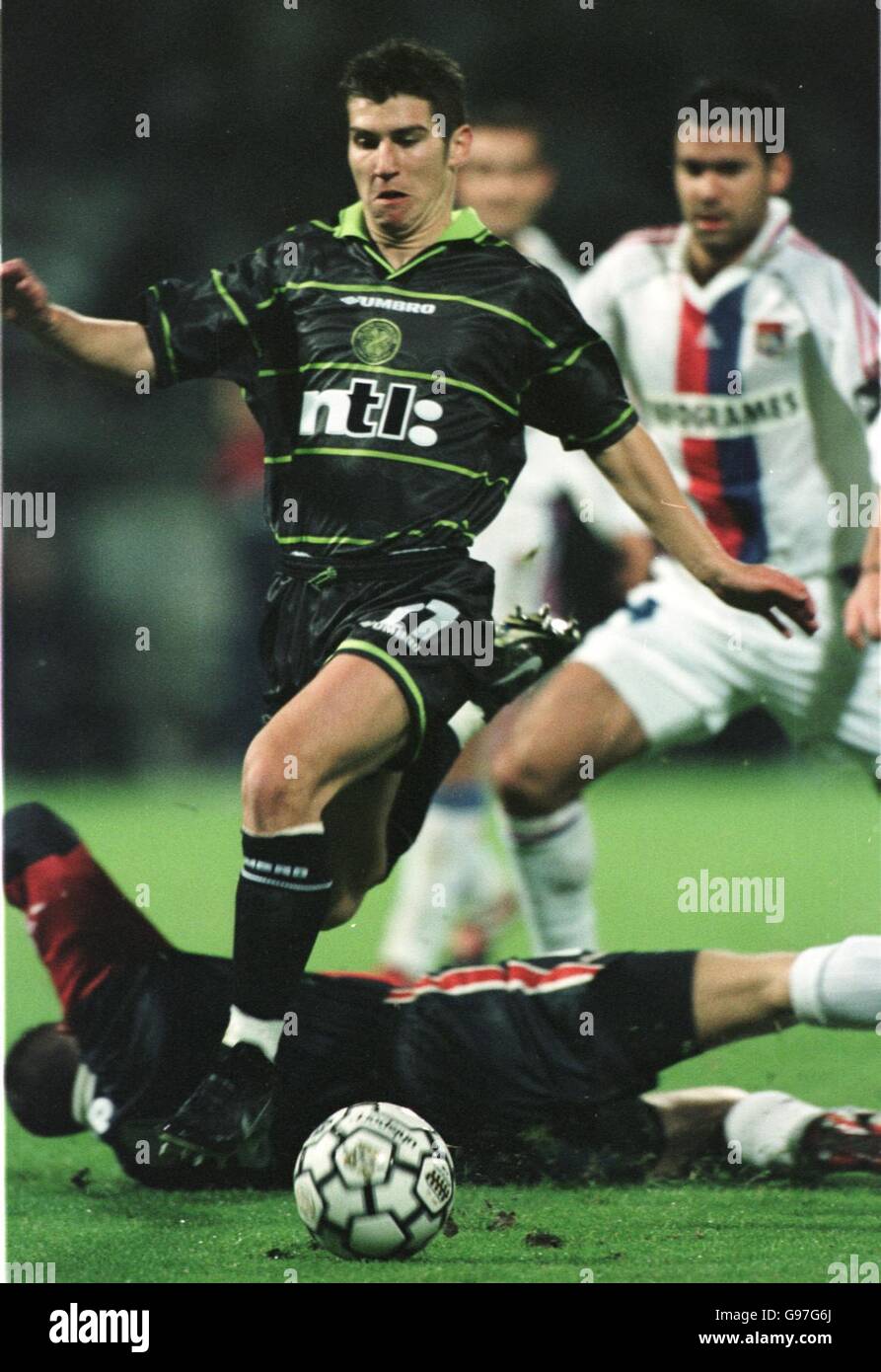 Soccer - UEFA Cup - Second Round First Leg - Olympique Lyon v Celtic ...