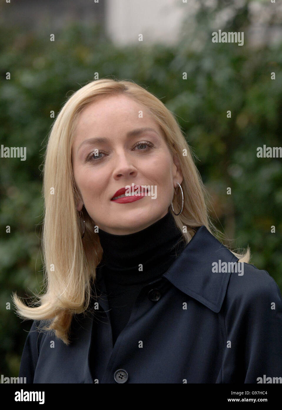 Basic instinct hi-res stock photography and images - Alamy