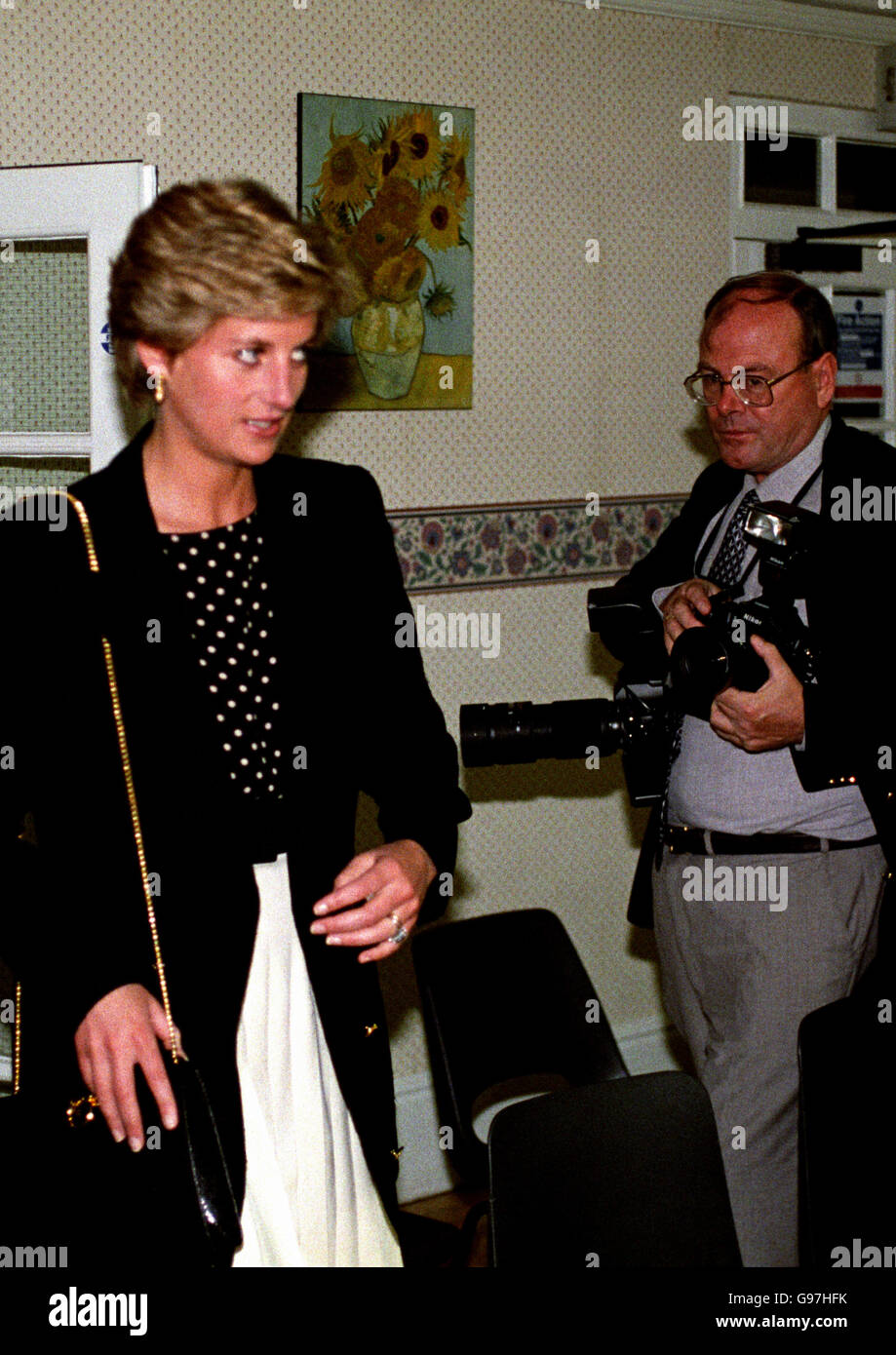 Sun royal photographer arthur edwards hi-res stock photography and ...