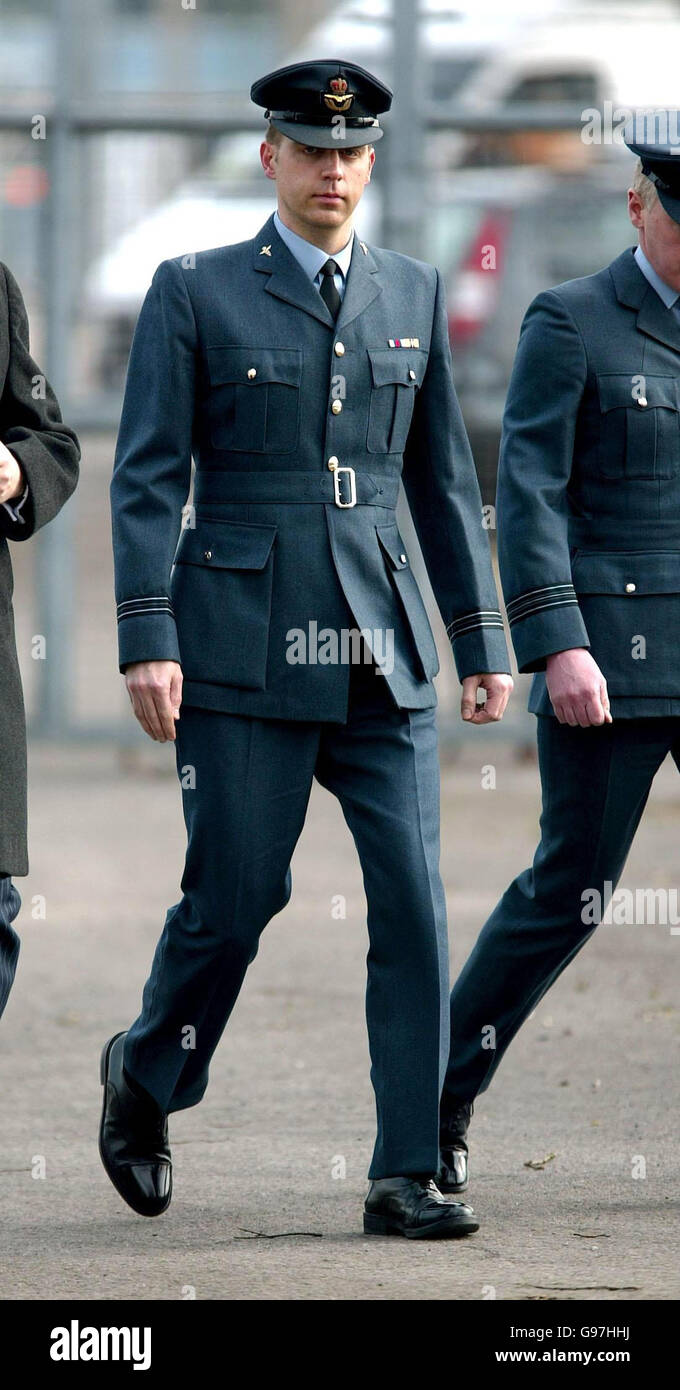 RAF doctor Malcolm Kendall-Smith arrives in unifrom at the Court ...