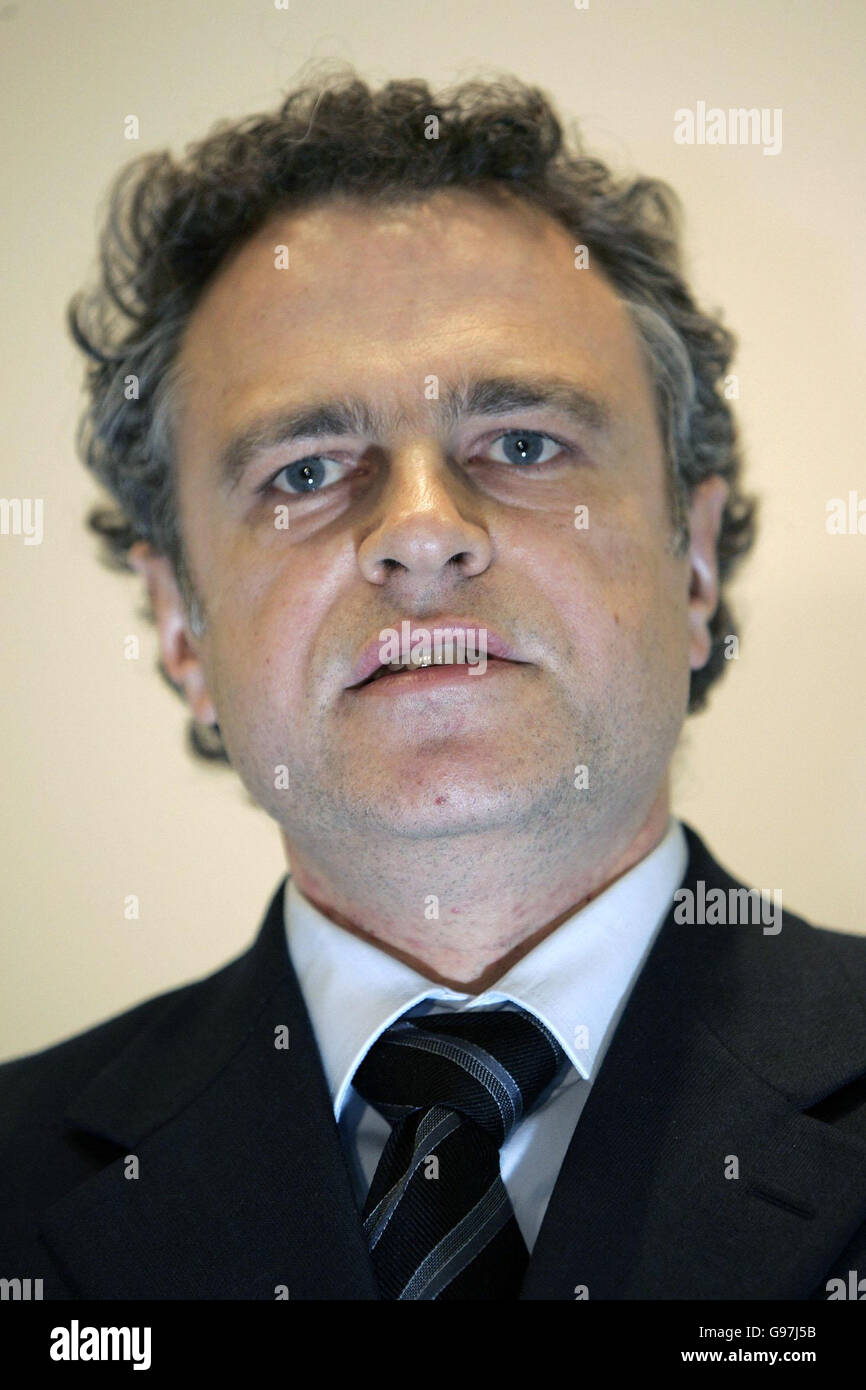 Dr thomas hanke hi-res stock photography and images - Alamy