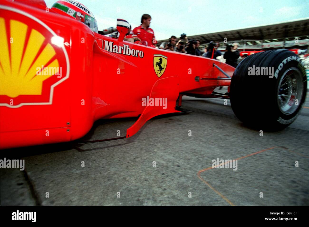 Formula One Motor Racing - Japanese Grand Prix - Qualifying Stock Photo ...
