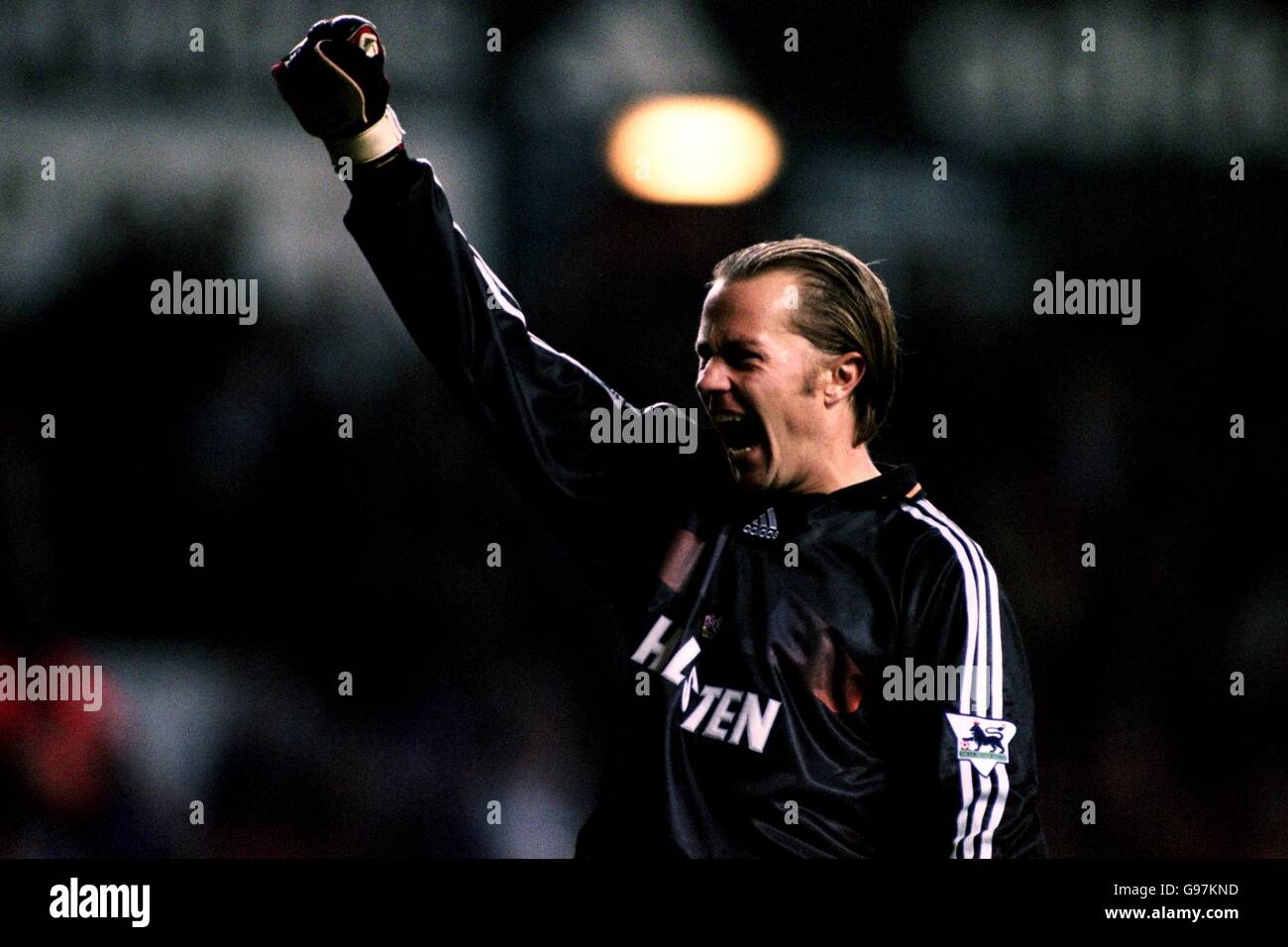 Tottenham hotspur goalkeeper ian walker celebrates hi-res stock ...