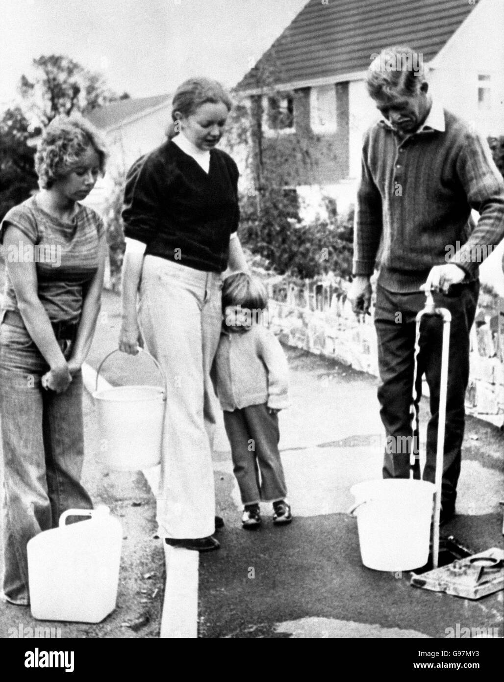 Rationing black and white hi-res stock photography and images - Alamy