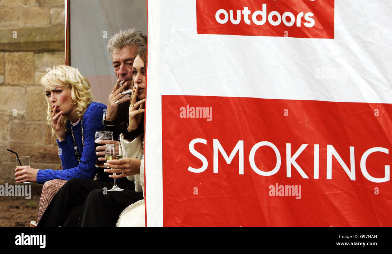 Josie smith left hi-res stock photography and images - Alamy