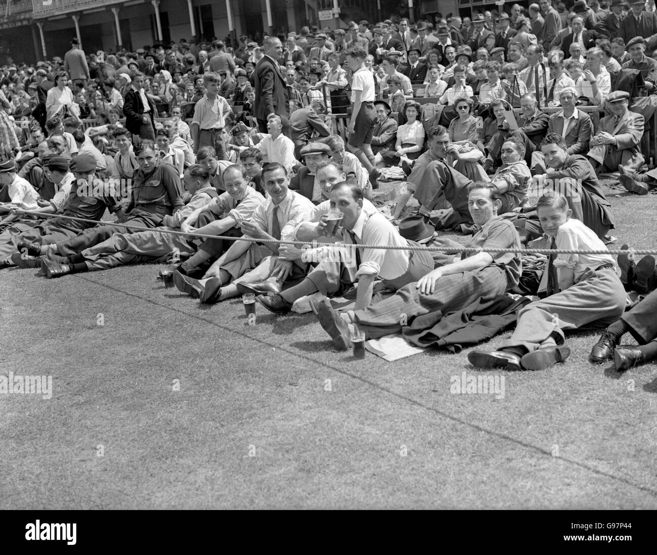 Cricket third victory test england v australian services first day ...